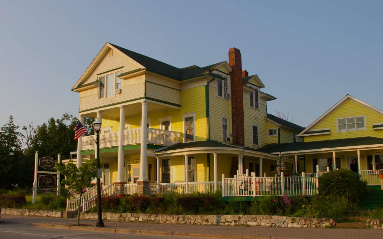 Hotels & Motels In The St. Ignace Area | St. Ignace, Michigan