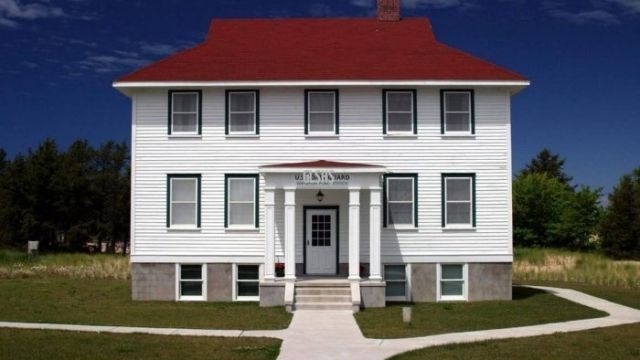 Great Lakes Shipwreck Museum & Whitefish Point Light Station